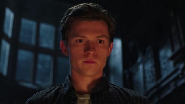 Spider-man 3 : Peter Parker Se Trouve Un Chaperon Parmi Les Avengers