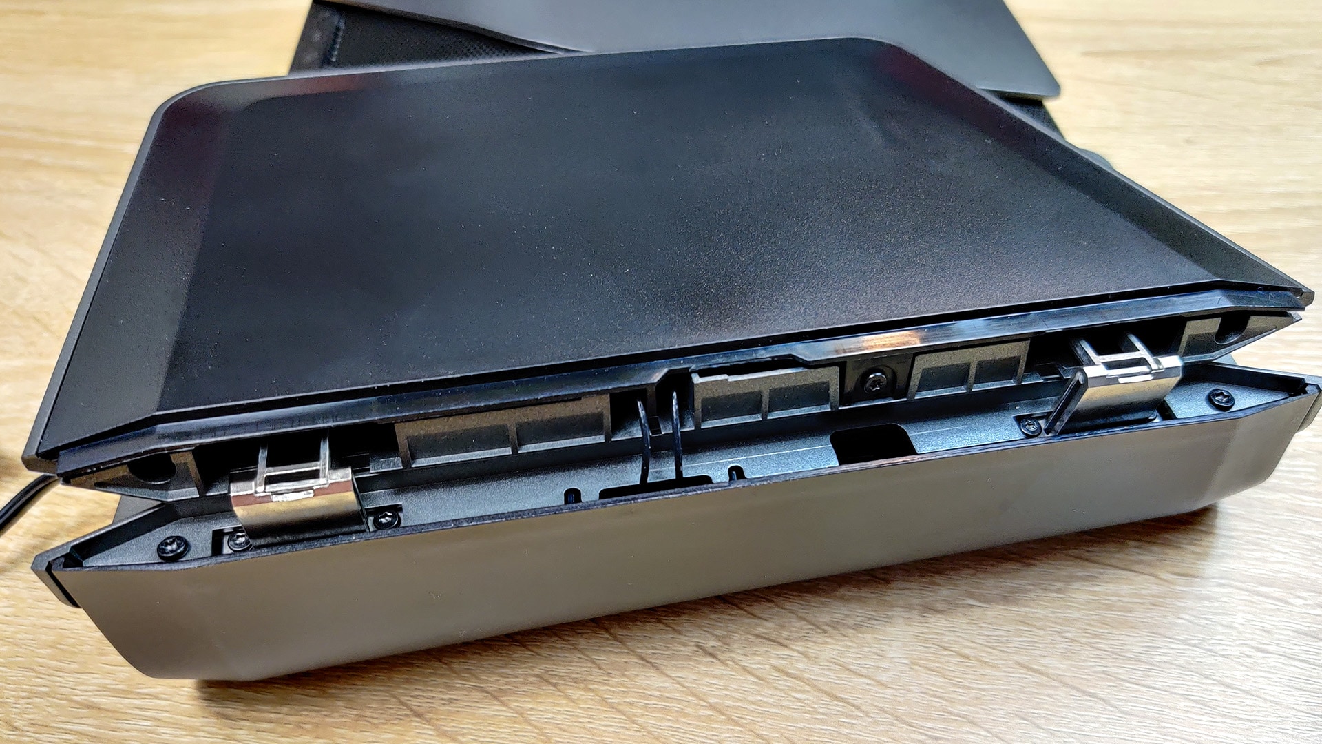 Test Netgear Nighthawk RAX80 et RAX120 : des routeurs WiFi 6 pour les ...