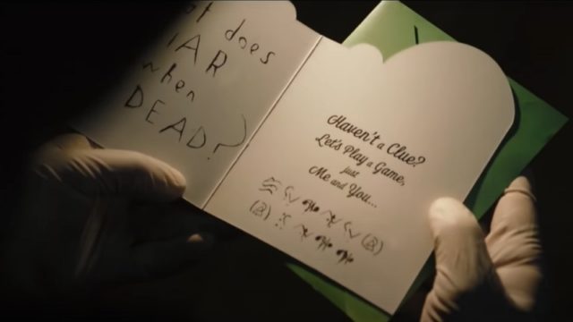 The Batman : des fans ont décodé la devinette de l’Homme-Mystère ...