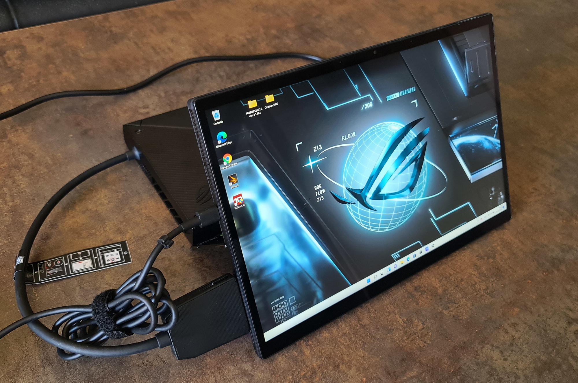 Test Asus ROG Flow Z13 : la tablette qui se transforme en PC gamer ...