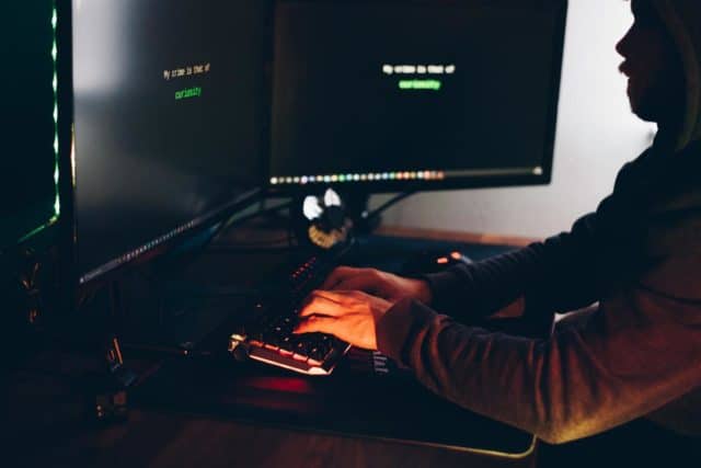 Les femmes sont bien plus nombreuses chez les hackers que dans les ...