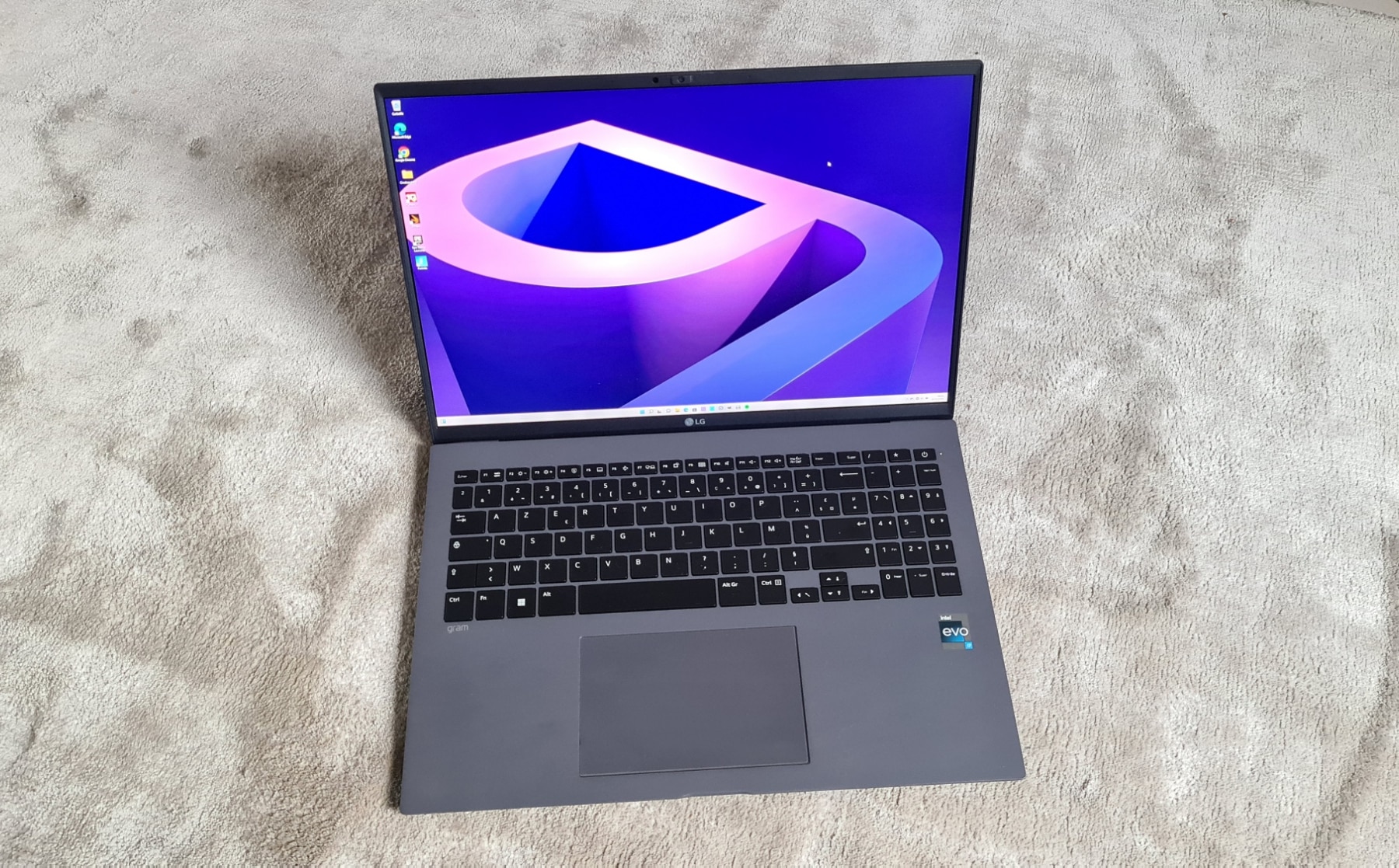 Test LG Gram 16Z90Q : 1,2 kg seulement pour cet ultrabook performant au ...