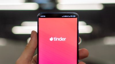 Tinder lance le mode Incognito pour ne être vu par vos collègues de ...