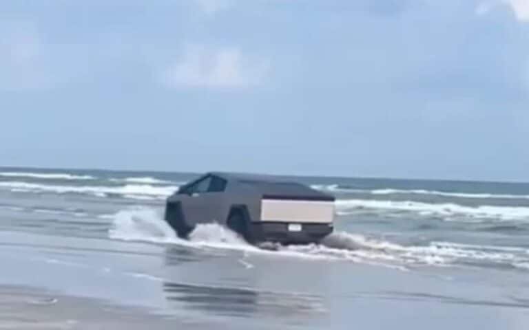 Le Cybertruck va se transformer en bateau grâce à un mode annoncé par ...