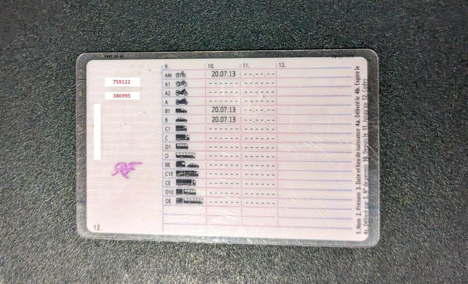 Où se trouve le numéro de permis sur le nouveau permis