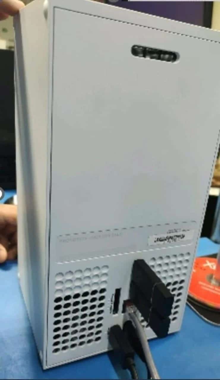 Xbox Series X : une nouvelle console blanche et sans lecteur de disque ...