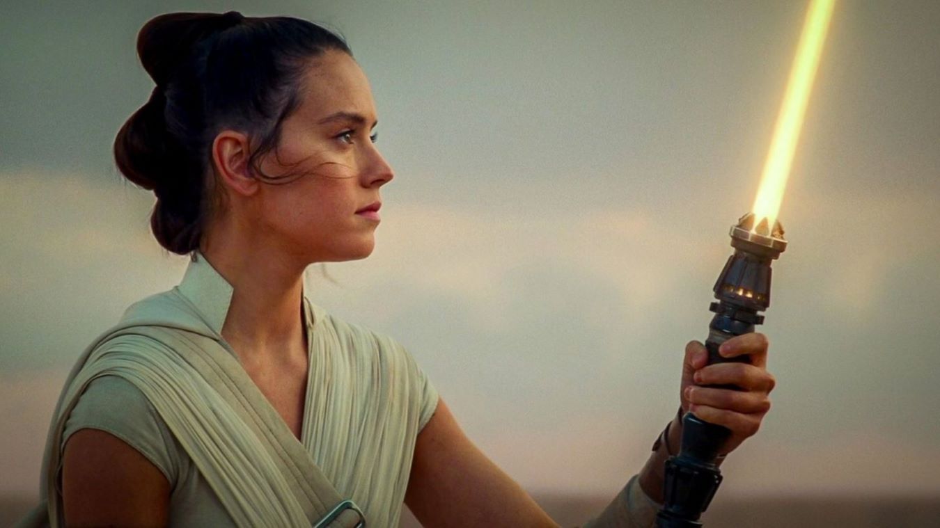 Star Wars : Daisy Ridley appréhende son retour dans la saga en tant que Rey