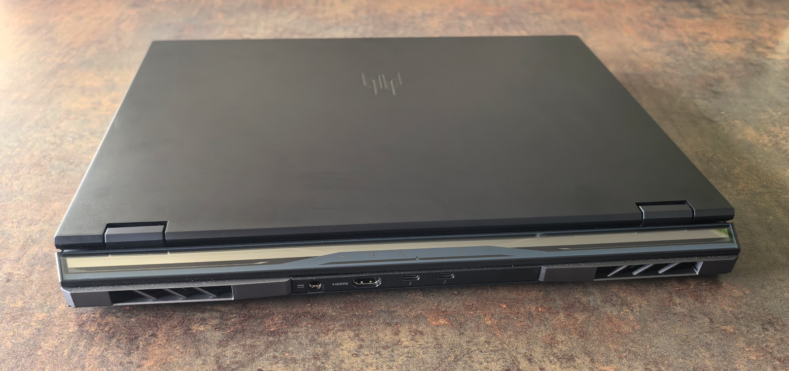 Test Acer Predator Helios 18 : le PC portable gamer de tous les excès