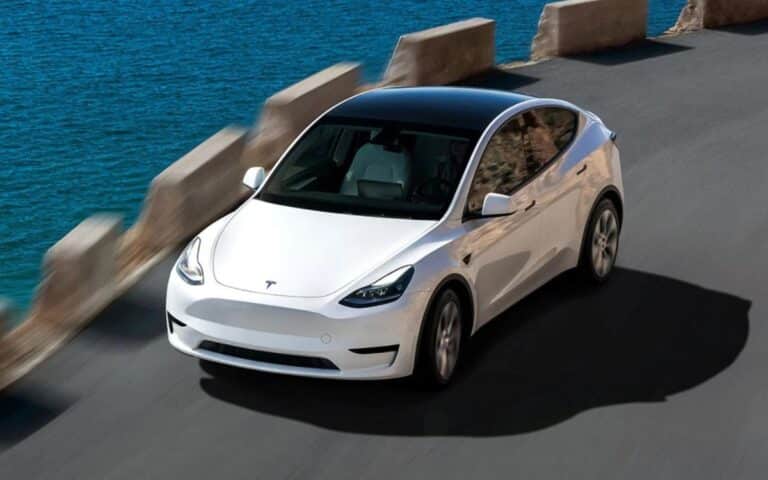 Tesla brade le Model Y jusqu’au 31 août, le SUV électrique est à un ...