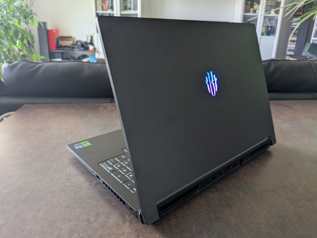 Test Redmagic Titan 16 Pro : un PC portable gamer efficace, complet et ...