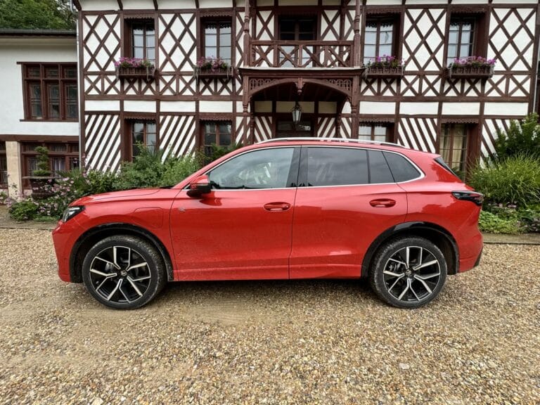 Essai VW Tiguan eHybrid : la star des SUV fait peau neuve