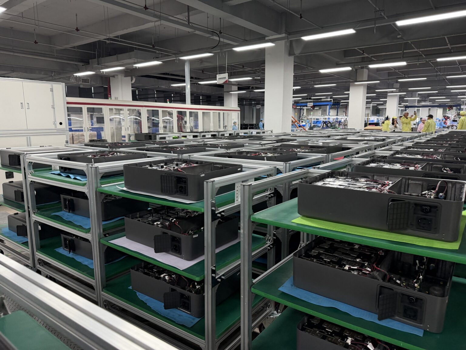 Batteries solaires : comment le chinois Marstek veut conquérir l'Europe