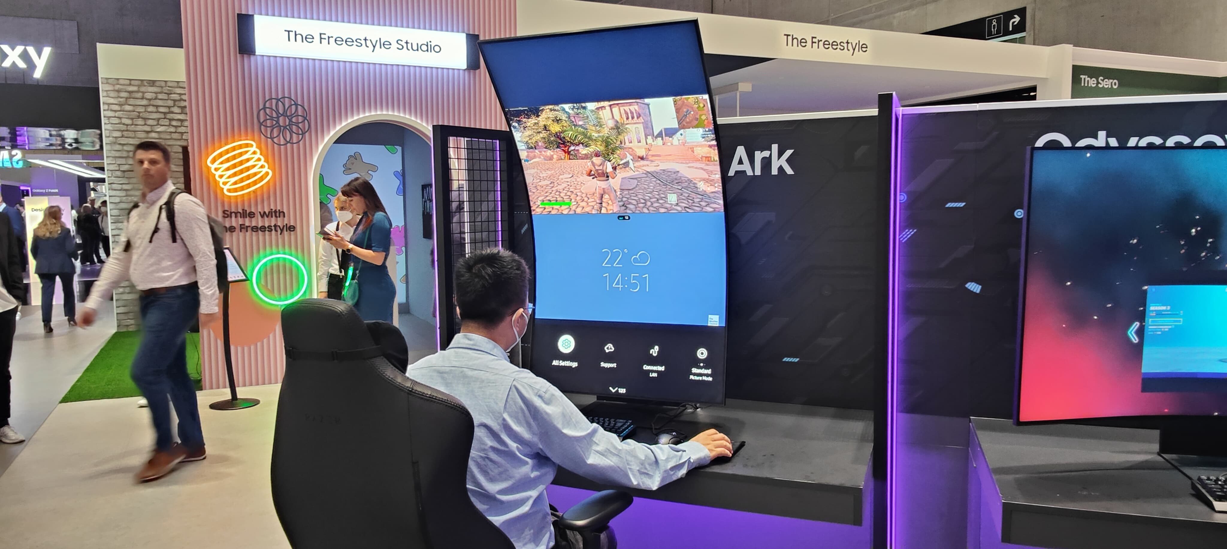 Odyssey Neo G9 : Samsung dévoile cet immense écran PC incurvé 8K de 57 ...