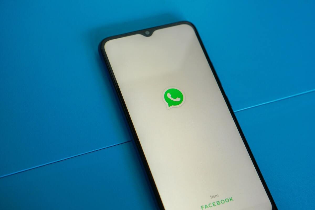 WhatsApp : vous pouvez désormais utiliser des fonds d'écran ...